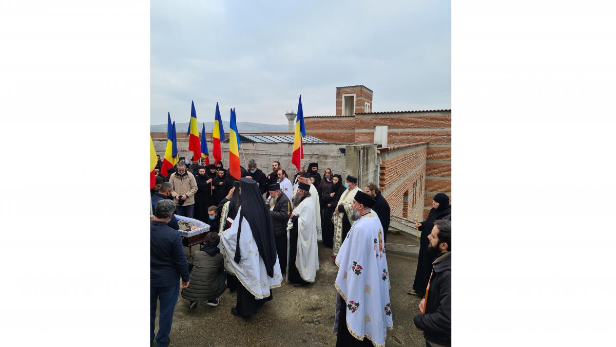 Slujba înmormântării pentru Constantin (Tache) Rodas, oficiată la ...