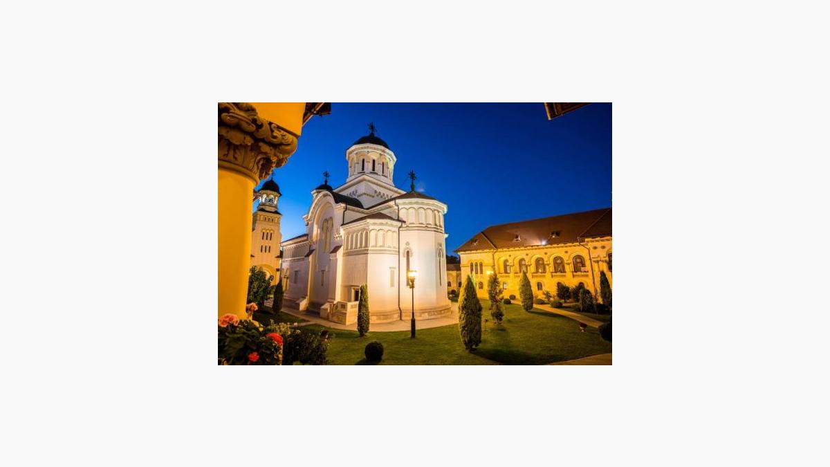 Programul liturgic al Catedralei Reîntregirii – Săptămâna a 3-a după Rusalii, 26 iunie - 2 iulie ...