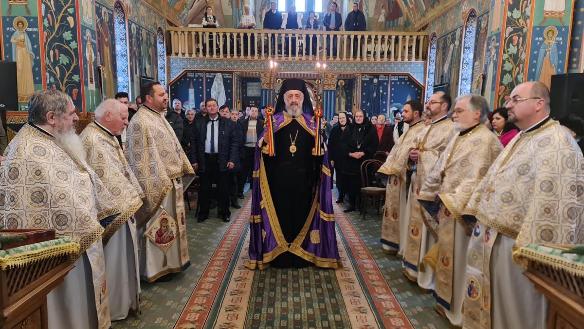 Slujire arhierească în parohia Măgina, protopopiatul Aiud | Reîntregirea