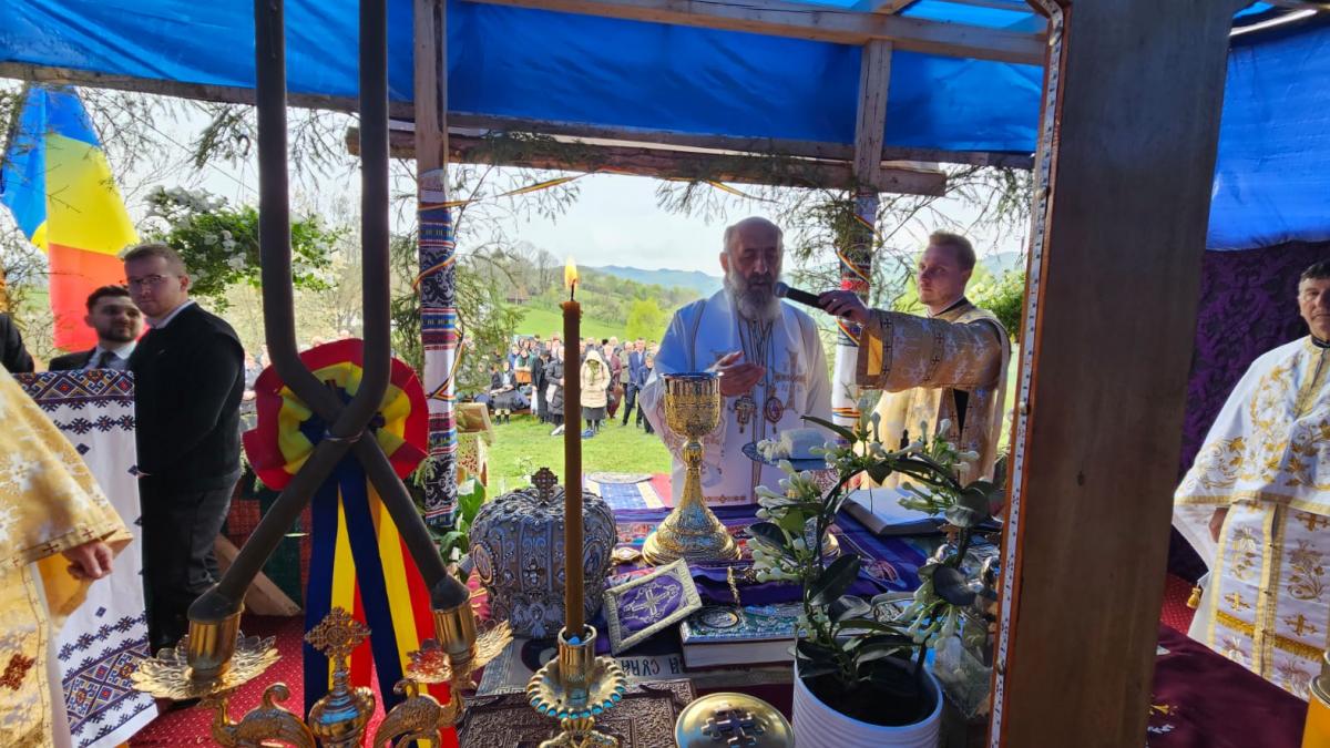 Resfințirea bisericii din filia Măcărești, parohia Geogel ...