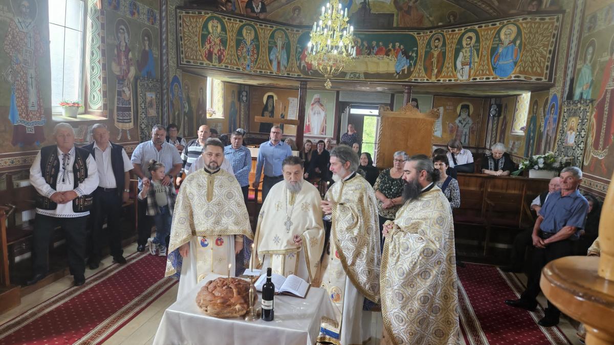 Bucuria cinstirii înaintașilor, în parohia Asînip, protopopiatul Aiud ...