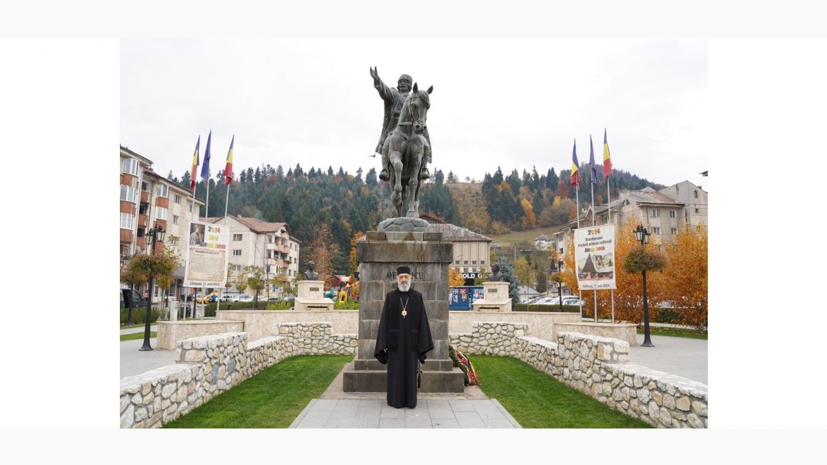 Părintele Arhiepiscop Irineu a vizitat Muzeul „Avram Iancu” din orașul ...