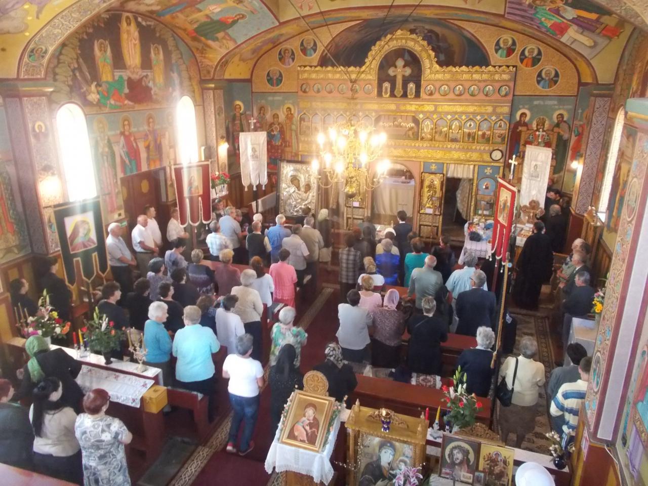 Icoana „Mângâietoarea” a Maicii Domnului în Ciunga | Reîntregirea